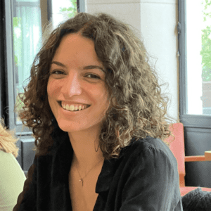 Latin vs Italian (What Are The Main Linguistic Differences?)